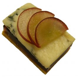 (C) Stilton with Port Jelly on Rectangular Shortbread with Grape